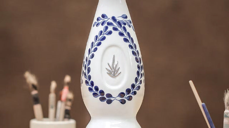 Exploring Clase Azul Reposado Tequila: A Symphony of Tradition and Cra ...